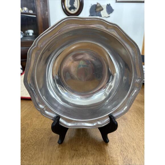Wilton | Other | Vintage Wilton Rwp Pewter Queen Anne 9x3 Serving ...